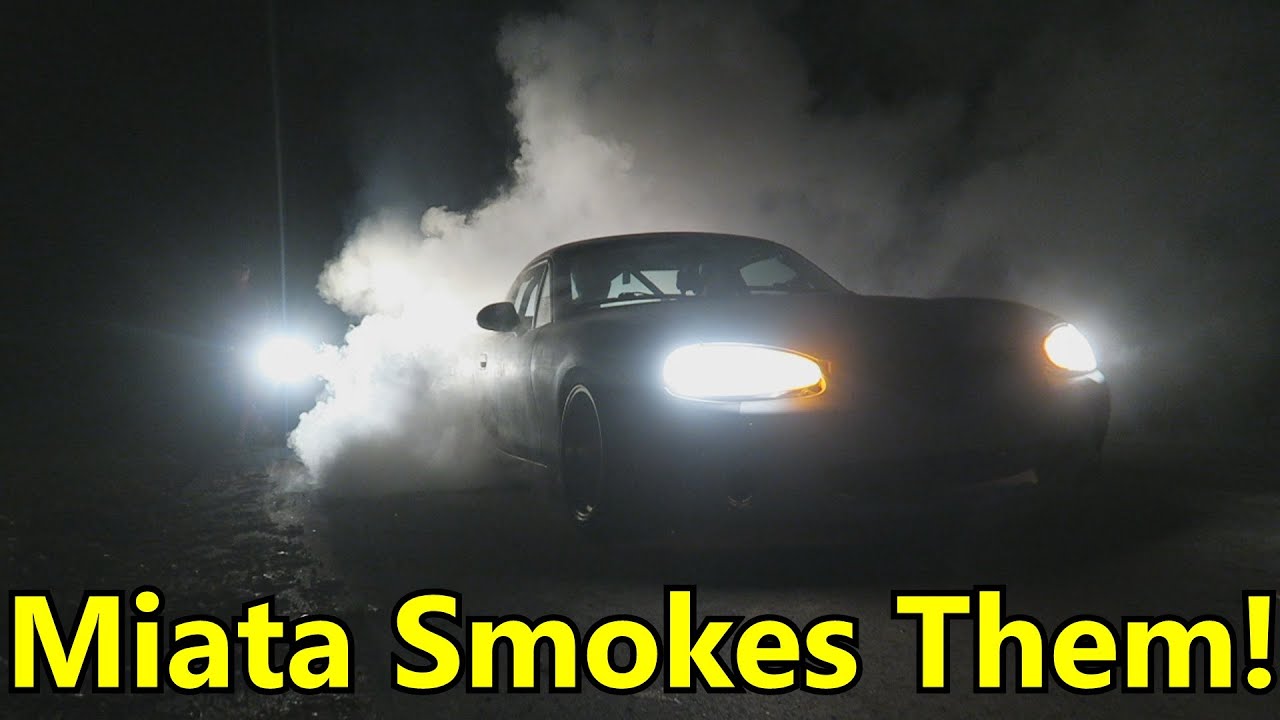 Miata Does A HUGE Burnout! - YouTube