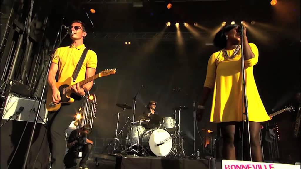 DD's brothers LIVE- No breaks - YouTube