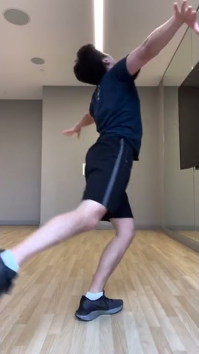 Learning A New Axel Technique Off Ice #shorts - YouTube