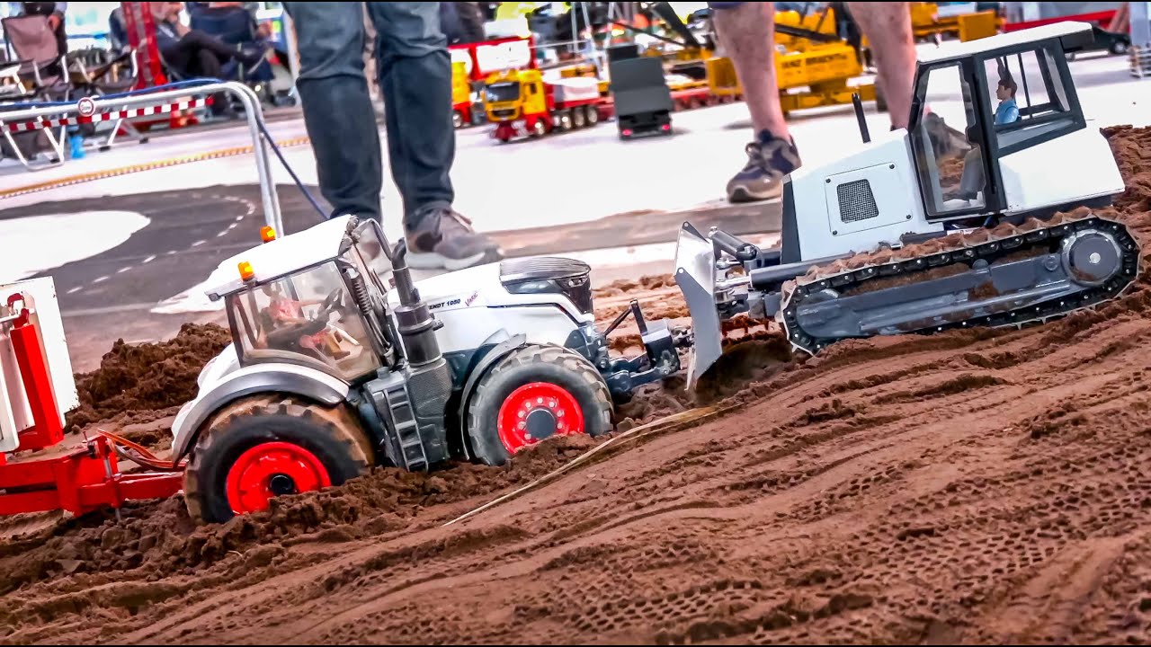 TRACTOR RESCUE OPERATION, RC Trucks and Tractors at work! - YouTube