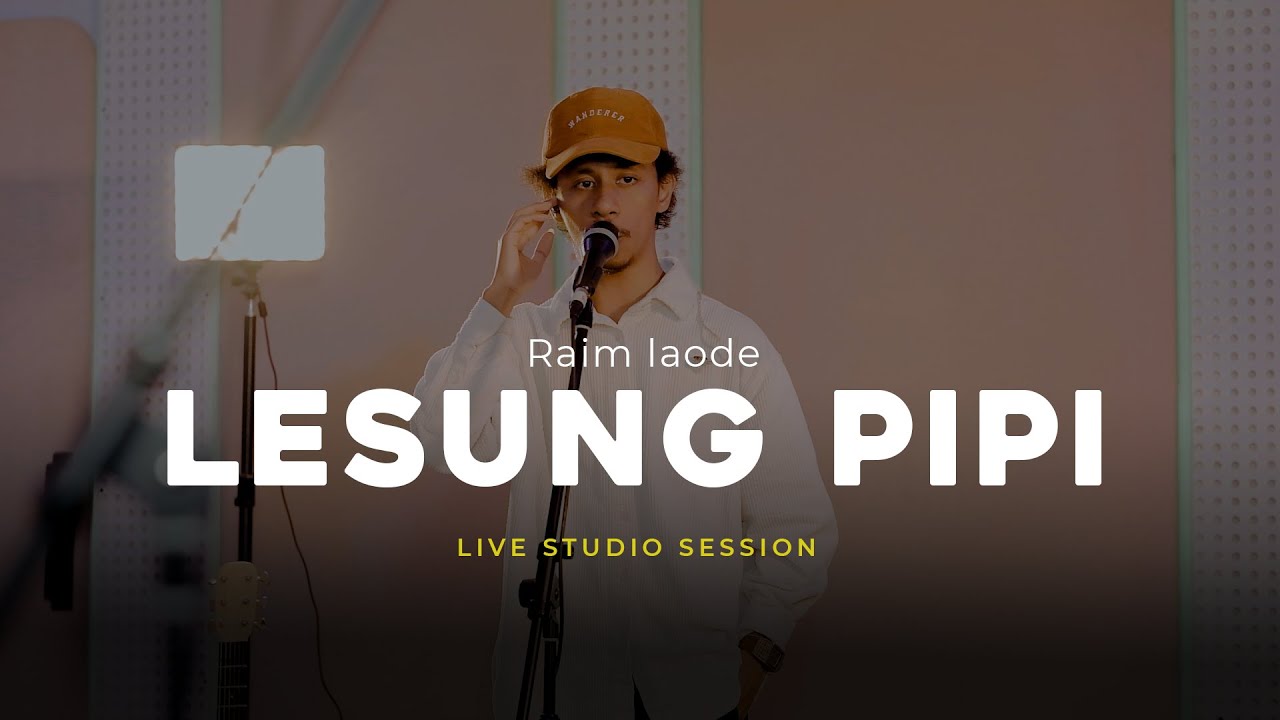 Raim Laode - Lesung Pipi / Sisitimur ( Live Studio Session ) - YouTube