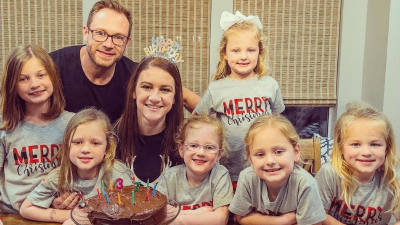 Outdaughtered Stars Adam and Danielle Busby Celebrate Quints Golden ...