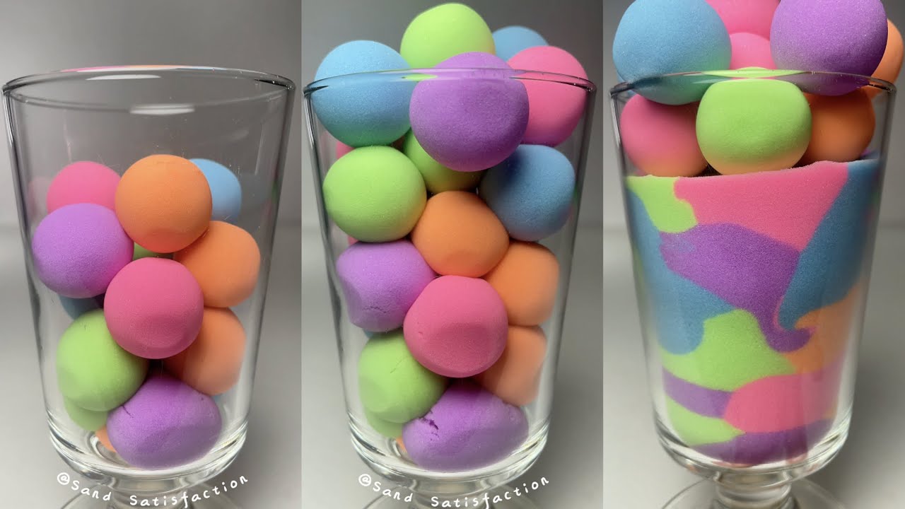 Very Satisfying and Relaxing Kinetic Sand, drop and squish - YouTube