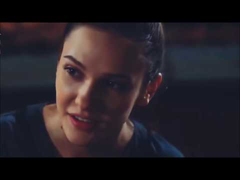 Elimi bırakma - Azra ve Cenk klip