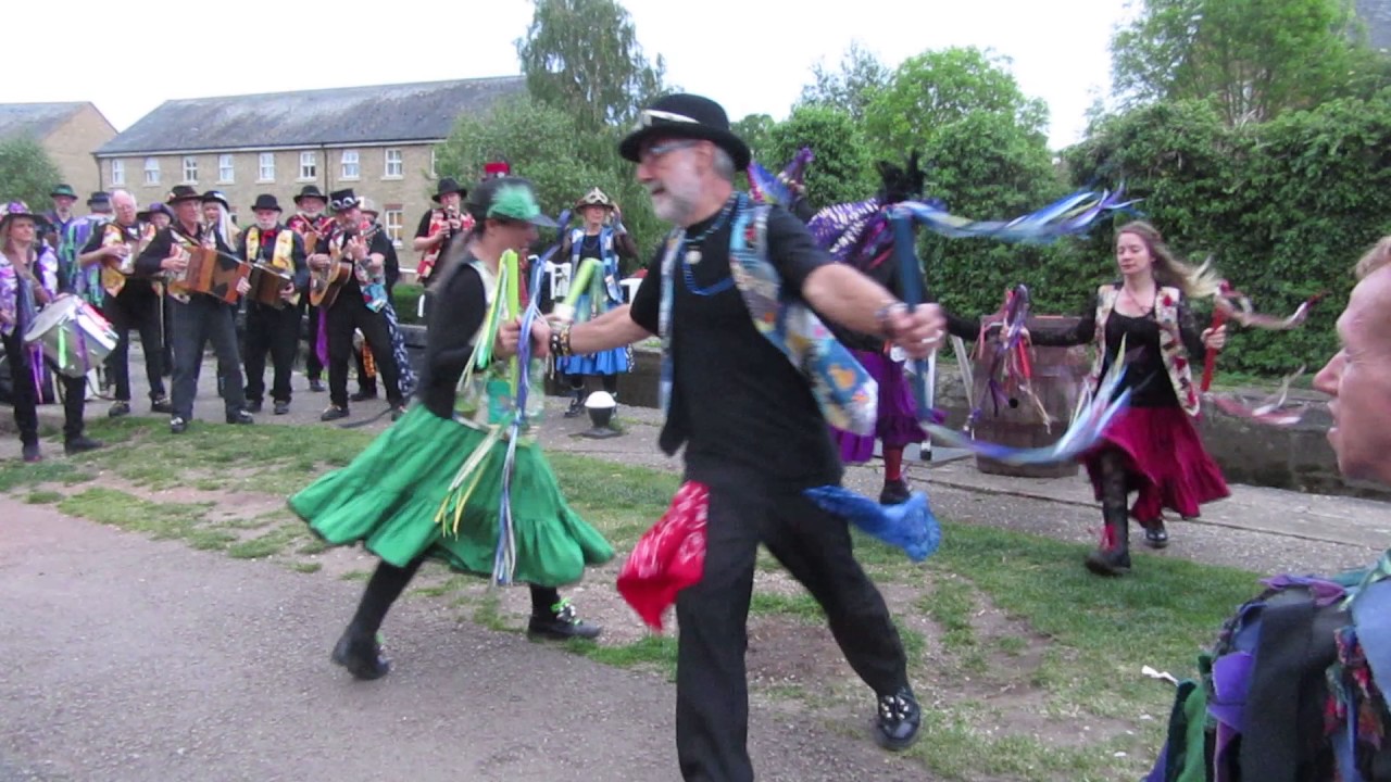 New Moon Morris at the Rising Sun - YouTube