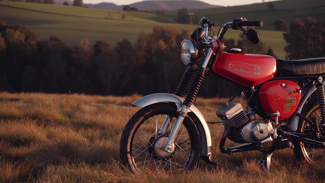 Simson S 51 - Patina Rot // 4K Edit / Bikeporn - YouTube