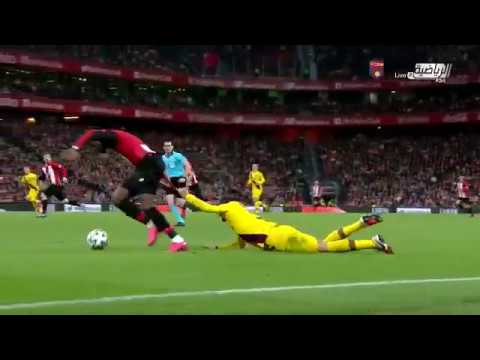 Inaki Williams destroyed Gerard Pique