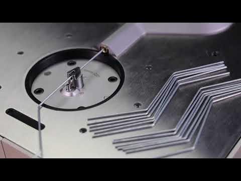 Benchtop CNC wire former + automatic wire cutter - YouTube