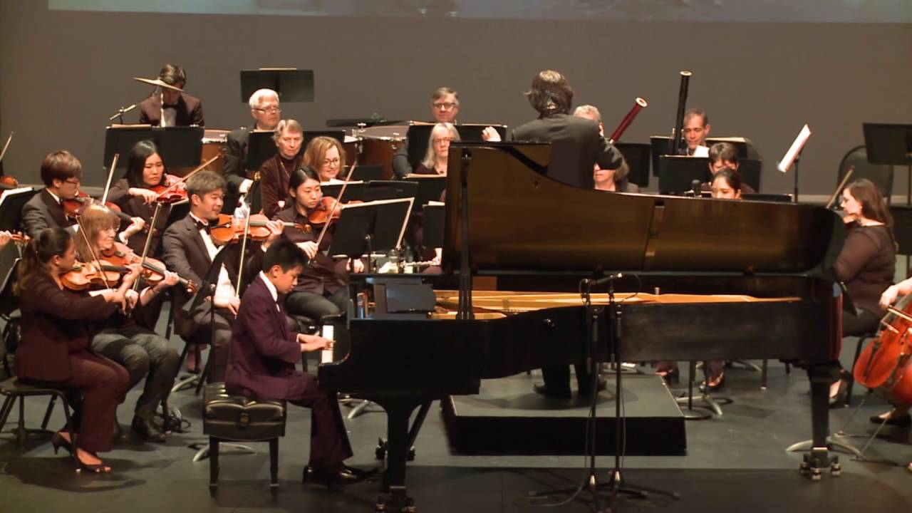 David Xia：Piano Concerto in F major H.XVlll 1st mvJ by Haydn - YouTube