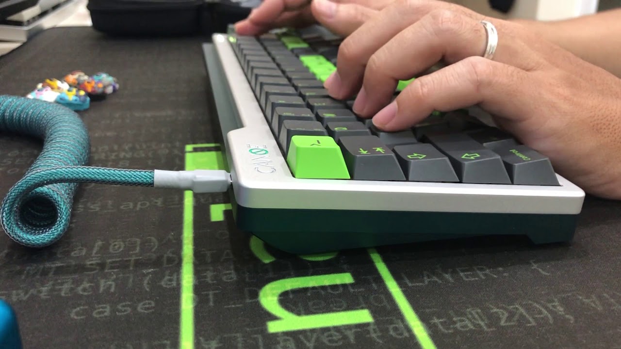 [Soundtest] Canoe w/ GMK Terminal x Holy Panda stock - YouTube
