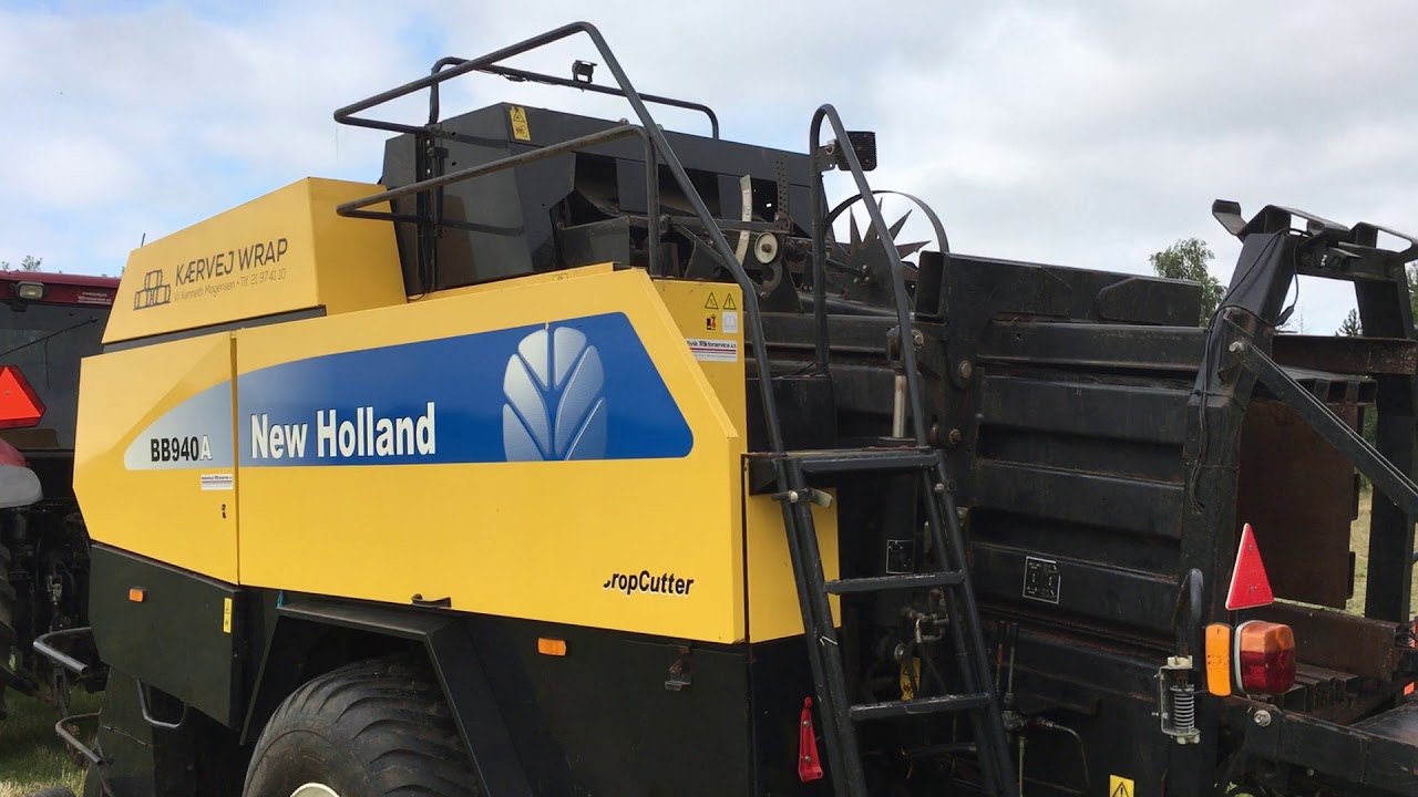 New Holland BB940A Baller - YouTube