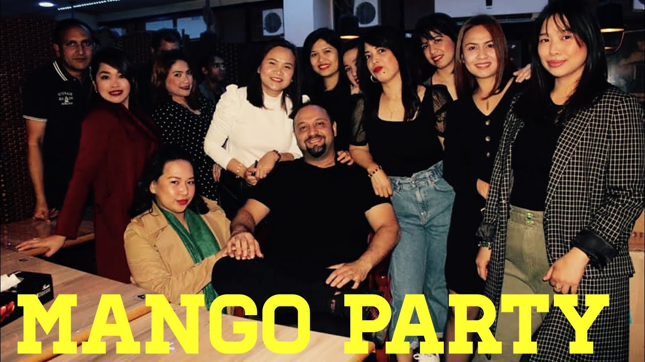 Mango Christmas Party - YouTube