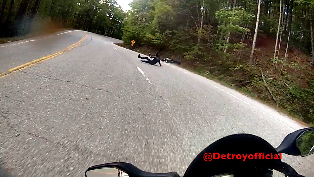 Motorcycle Crash: Low side - YouTube