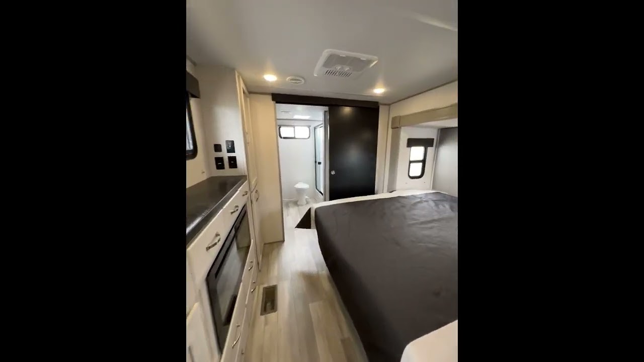 2022 PrimeTimeRV Lacrosse 3375FE - YouTube