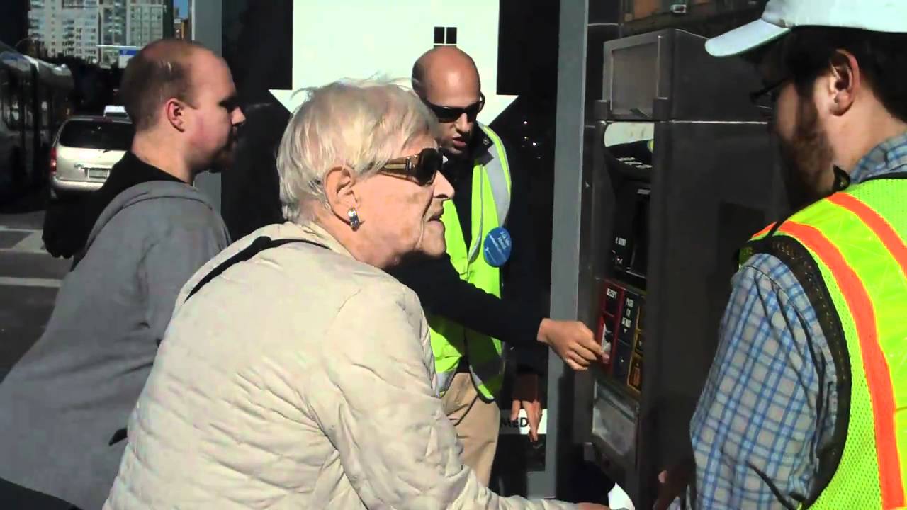 Select Bus Service Confusion and Solutions in First Week. - YouTube