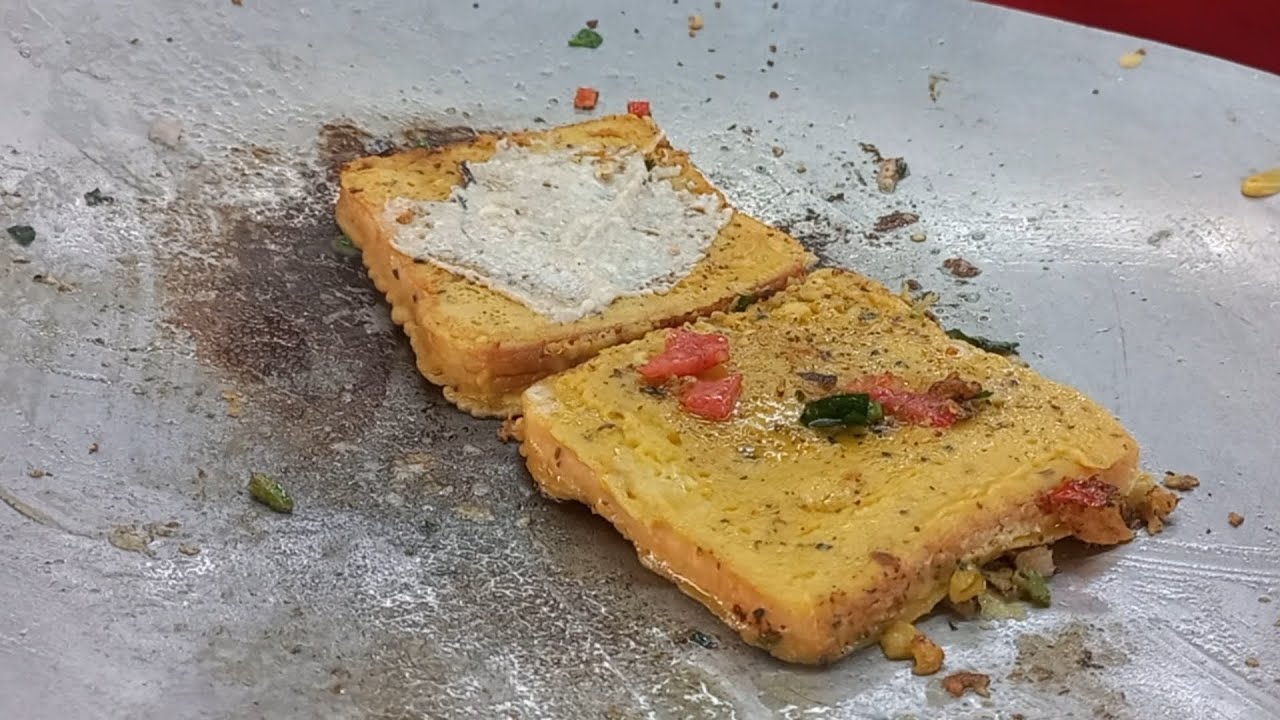 Road Side bread toast in karnal#trending #breadtoaster #viralvideo ...