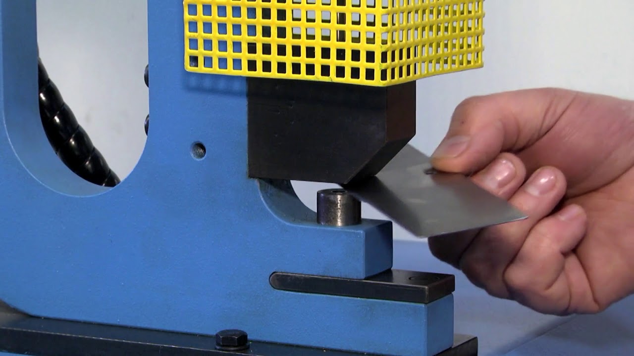 OPM STAMPI-MACCHINA PNEUMATICA CLINCIATURA - YouTube