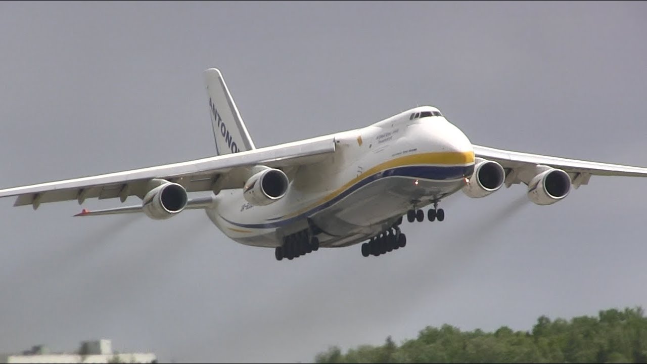 Antonov An-124 - Takeoff - YouTube