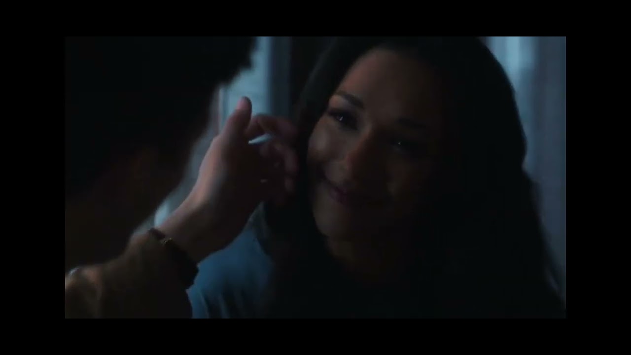 Barry Allen proposes to Iris West - YouTube