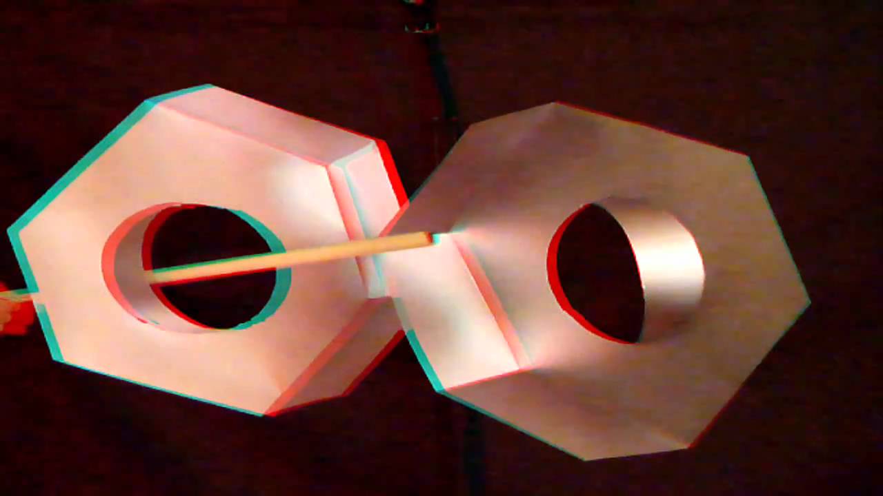 Nuts Illusion (Pseudoscopic 3D version) - YouTube