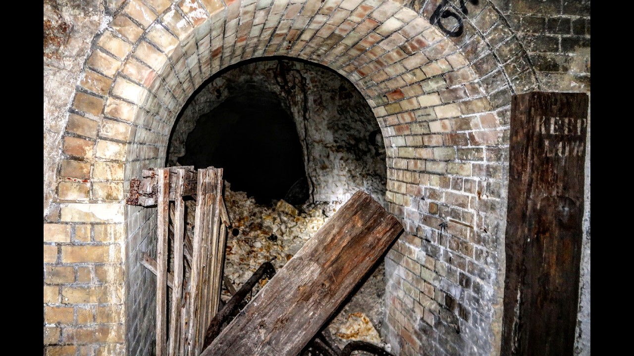 Norwich Underground Chalk Mine - YouTube