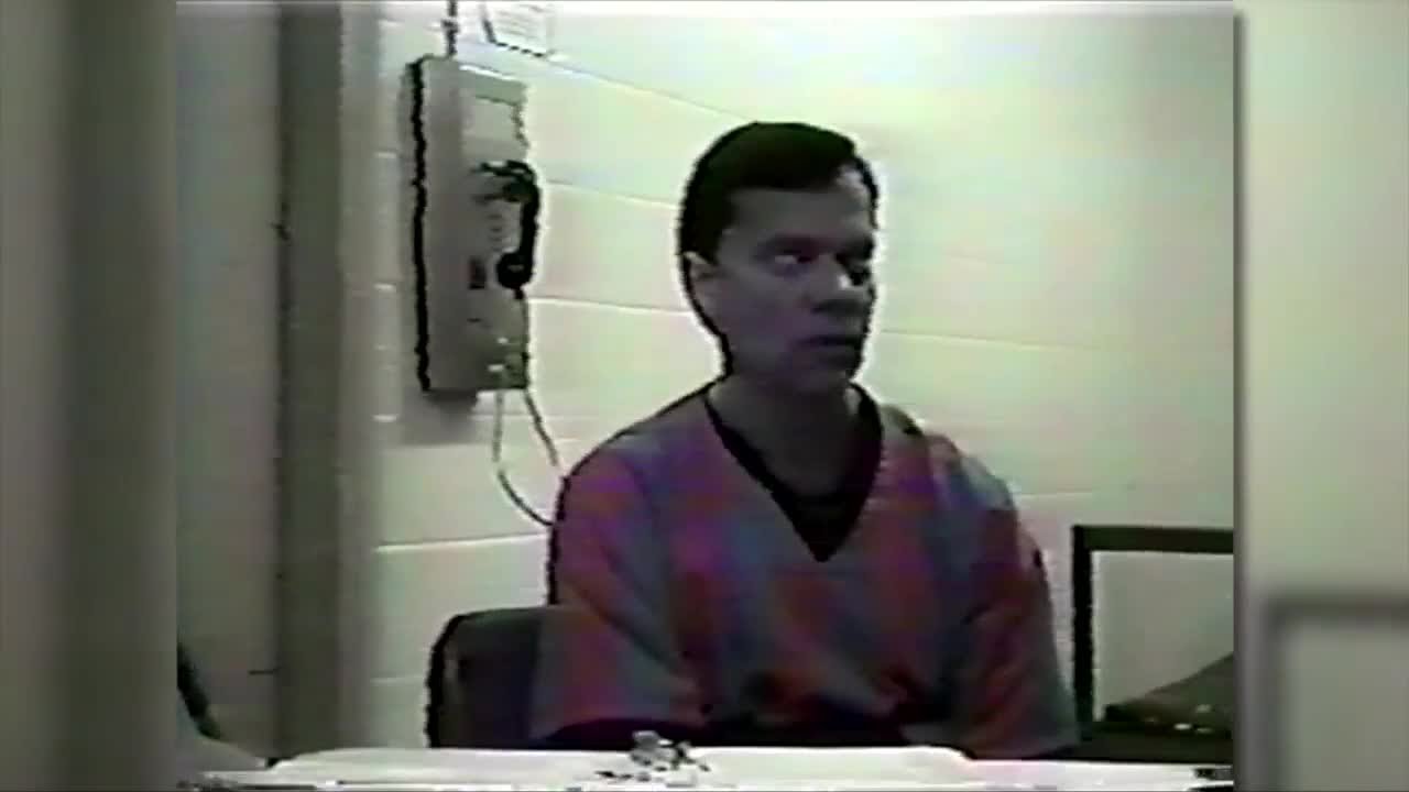 Robert Courtney to remain in prison for now - YouTube