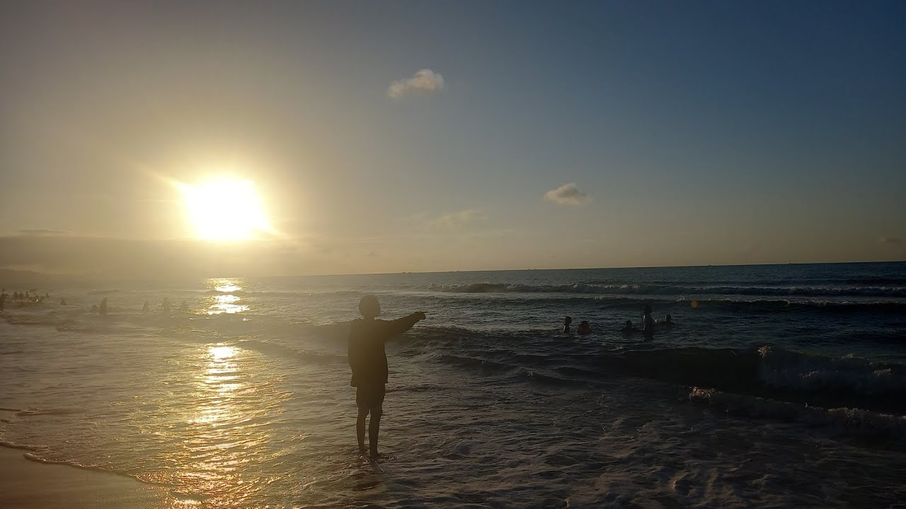 Eren pointing at the ocean irl - YouTube