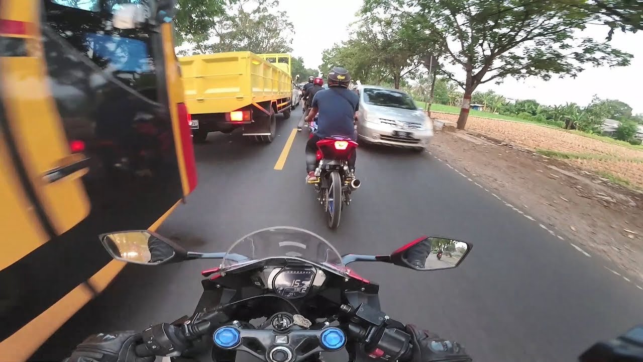 Ninja 250FI Ban Cacing, Hobby Kami Mahal KW Ketemu Yang Asli - YouTube