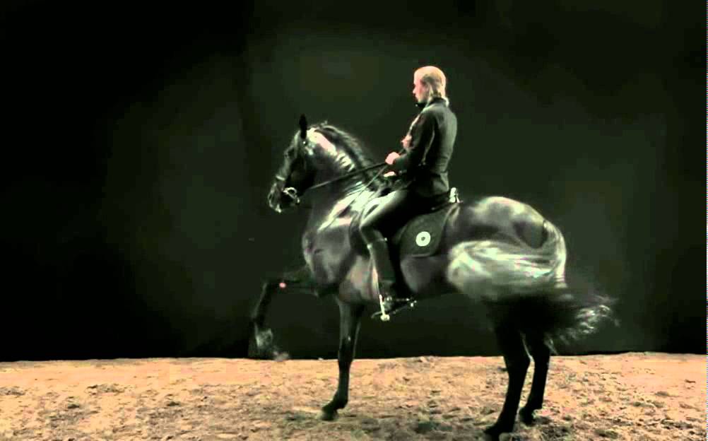 Hermes Cavalier Noir - YouTube