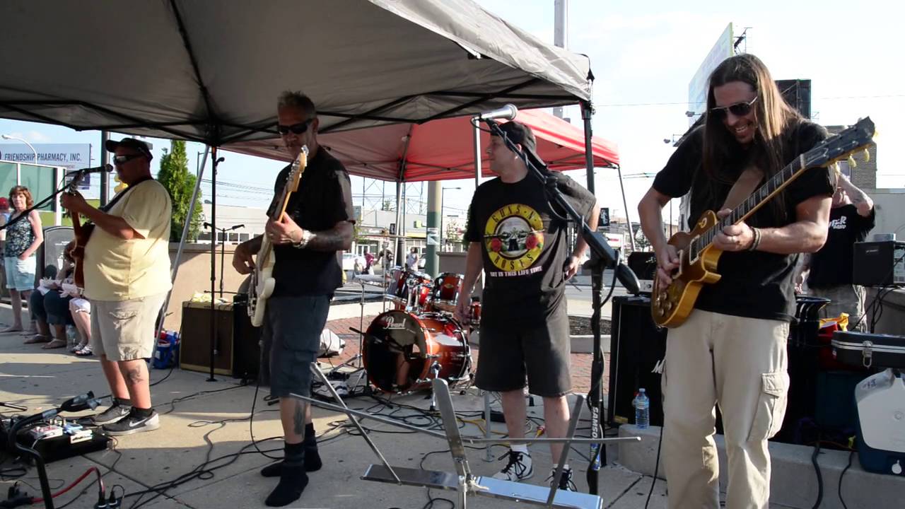 Chowder "Dirty Deeds Done Dirt Cheap" 7/21/2016 @ Mayfair Night Market ...