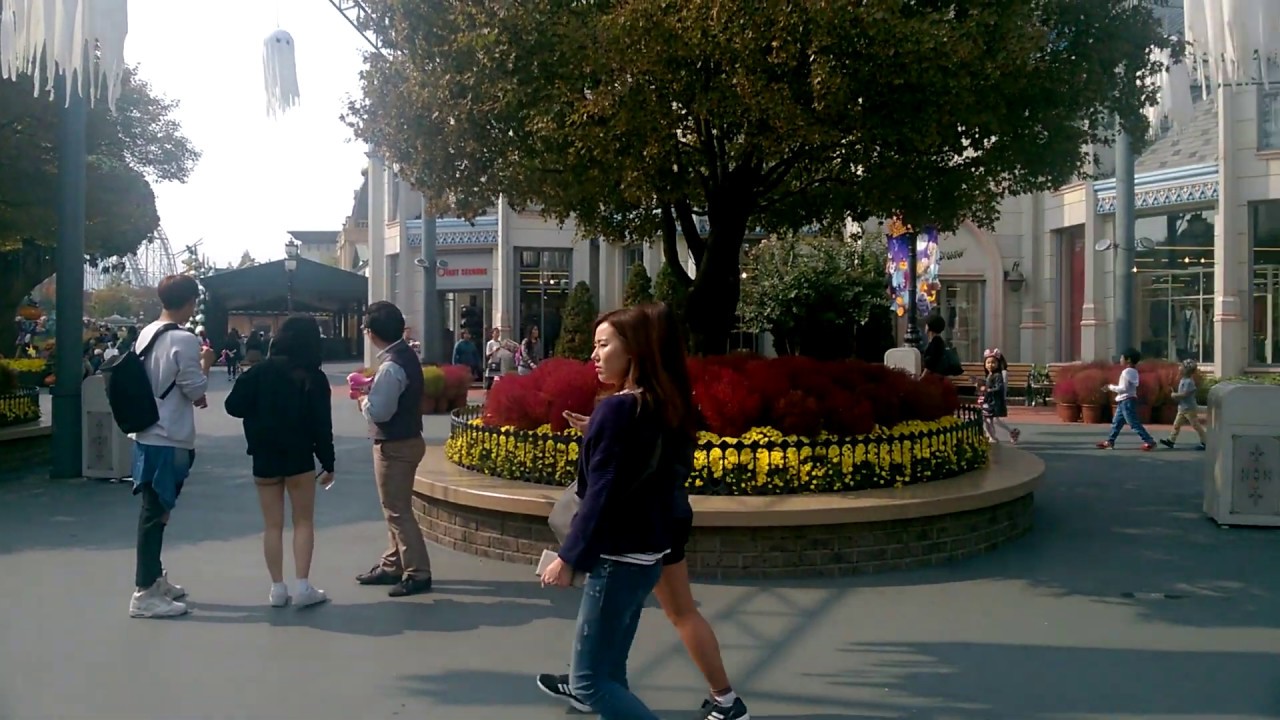 Disney Land South Korea 3 - YouTube