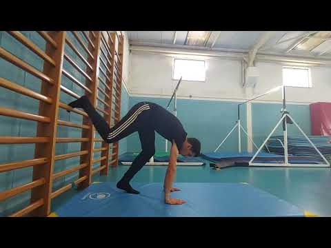 Ginástica de solo: Apoio facial invertido - YouTube