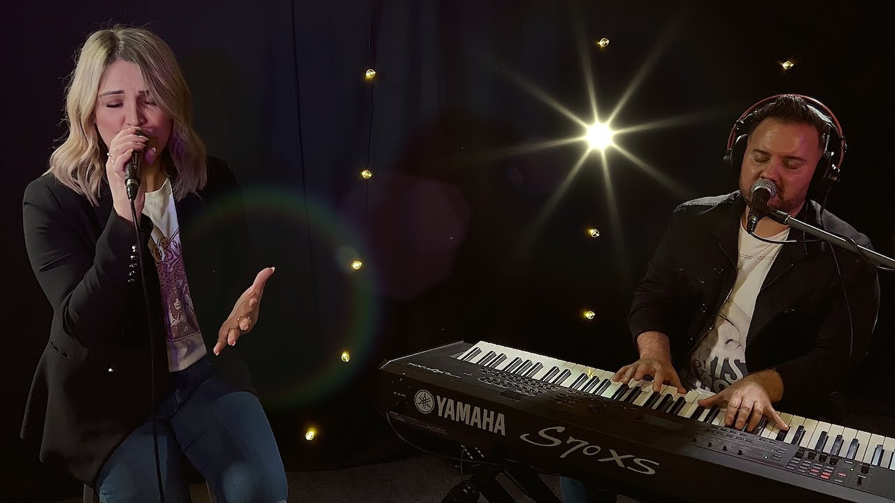 ‘THE GREAT ESCAPE’ [P!NK] cover by Pina Del Re & Mark Fogliano - YouTube