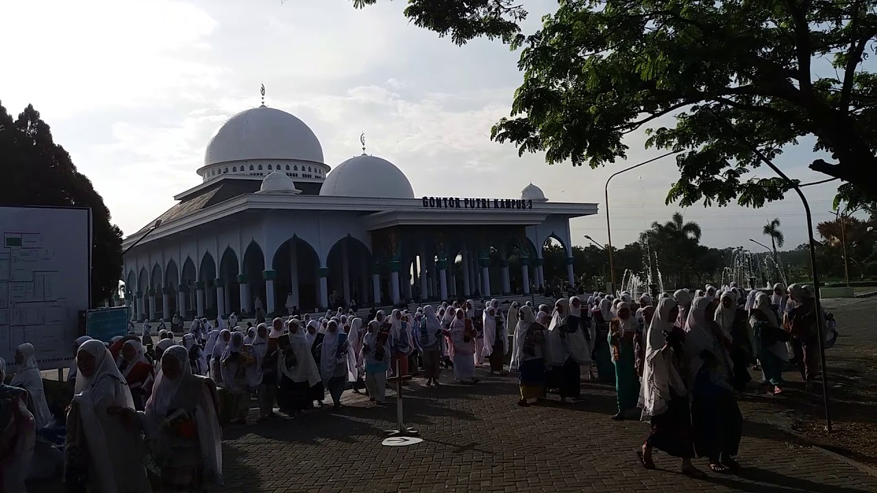 Indahnya di pesantren gontor putri 3... - YouTube