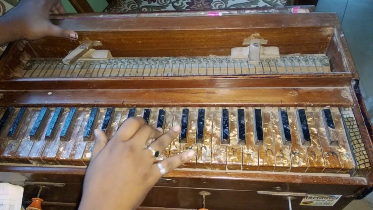 Raga Bhoop.. Lakhchabi savariya... - YouTube