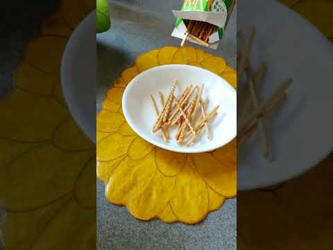 Midnight snack😋😋 #youtube #youtubeshorts #viral #reels #midnightsnack #pretzelgirls