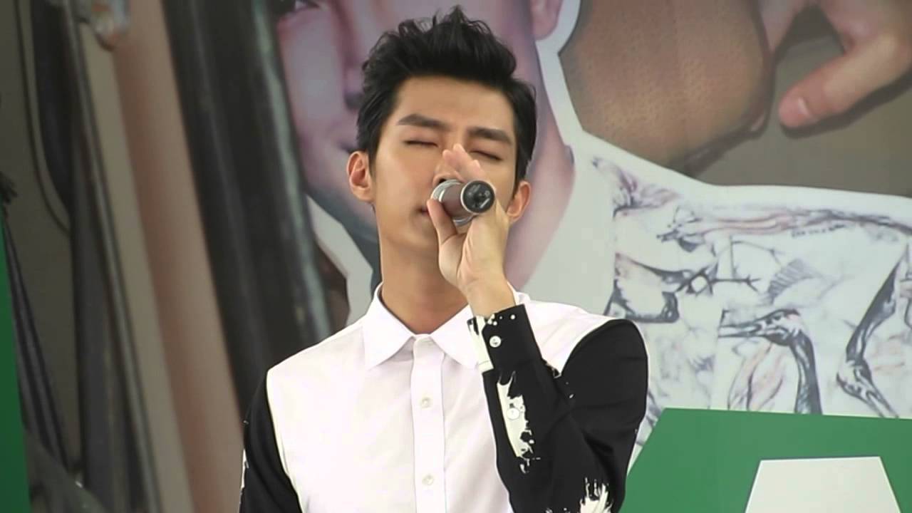 Aaron Yan (炎亞綸) - 這不是我 Zhe bu shi wo (This is not me) - YouTube