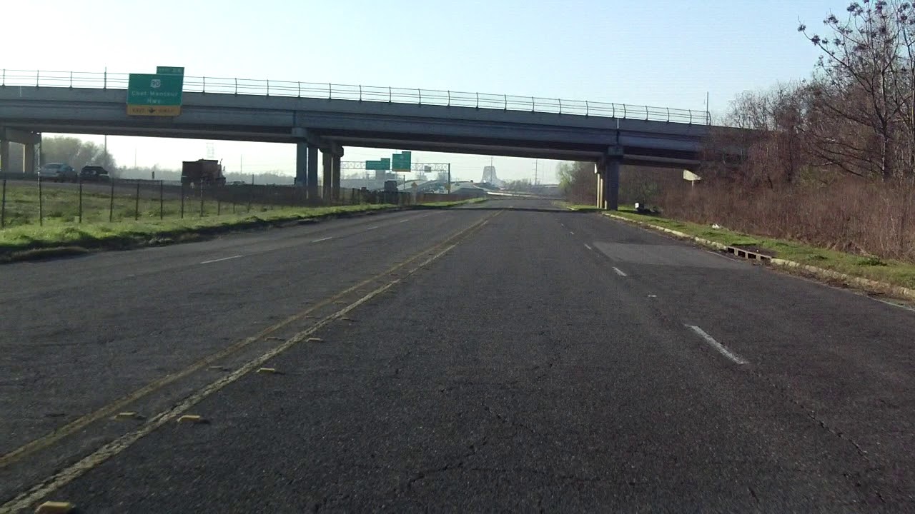 Interstate 510 Service Road (New Orleans East) southbound - YouTube