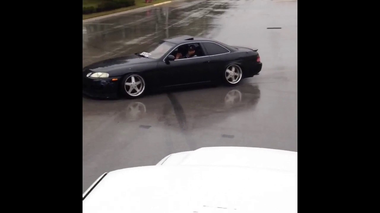 Drifting the sc300 with my boy - YouTube