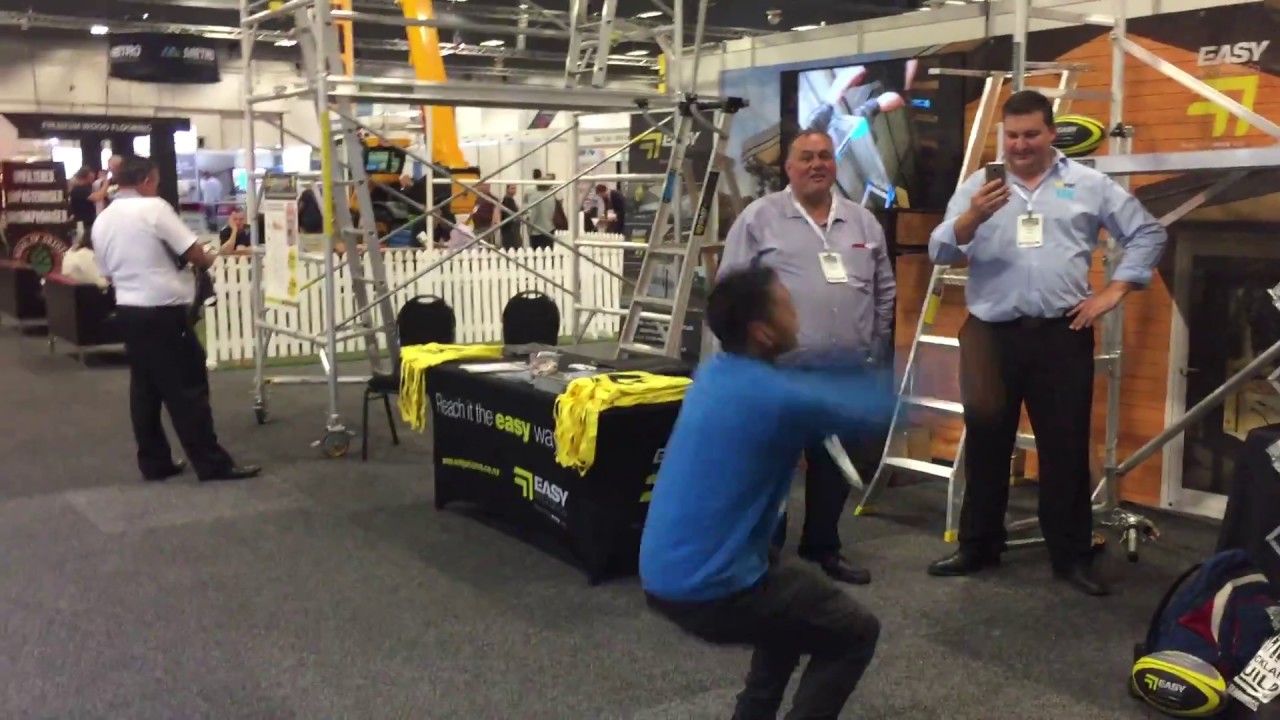 EASY FLIP FOR BALL AT AUCKLAND BUILD 17 - YouTube