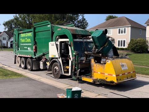 Fast Waste Management Garbage Trucks - CNG Curotto + Labrie Expert ...
