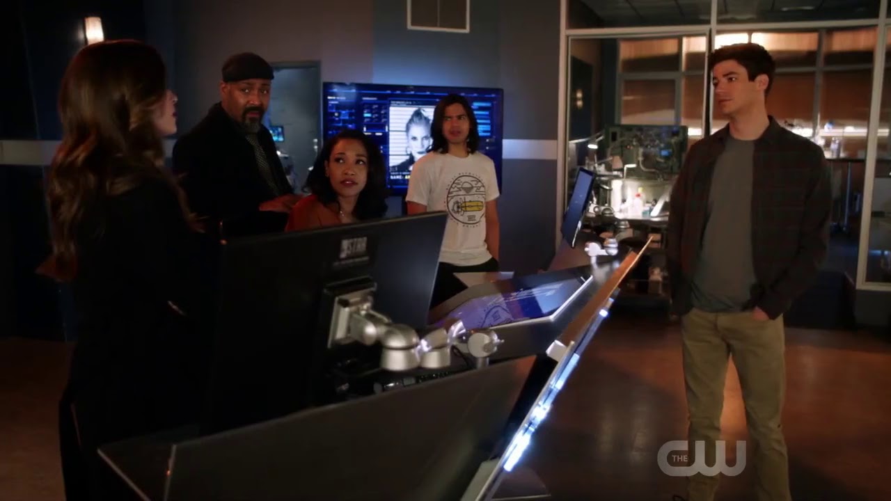 The Flash 4x21 | Amunet Black Real Name Revealed - YouTube