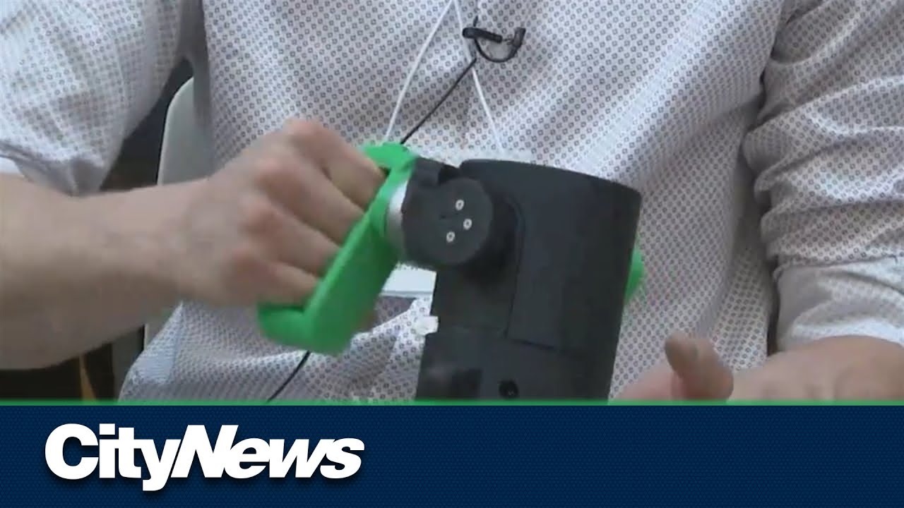 UCalgary engineering students showcase capstone projects - YouTube