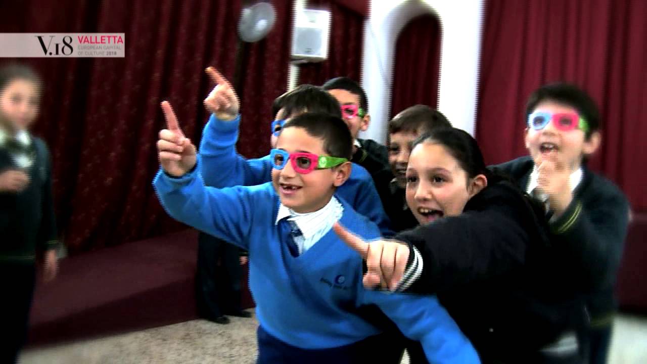 Capital Games - clip 1 - YouTube