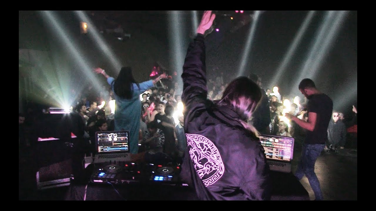 FREAKY FOX @ MESSY VIBES #09 THROWBACK - YouTube