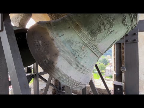 Tovo'daki Aziz Agatha Kilisesi'nde çan çalınması