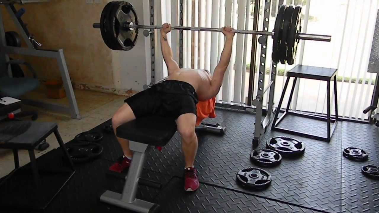 315 bench (bounce) press - YouTube