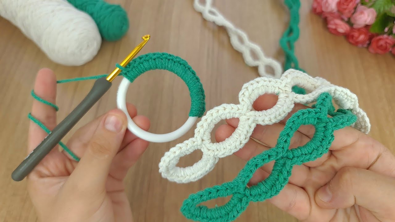 SUPER EASY IDEA!😍Look what I did with the plastic ring I found at home ...