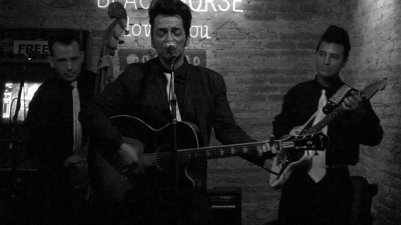 Cuervos Rockabilly Trio - Trying to Get to You - YouTube