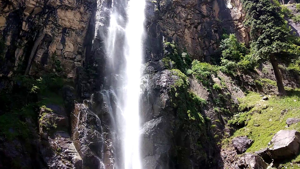 Jargo water fall 400feet - YouTube